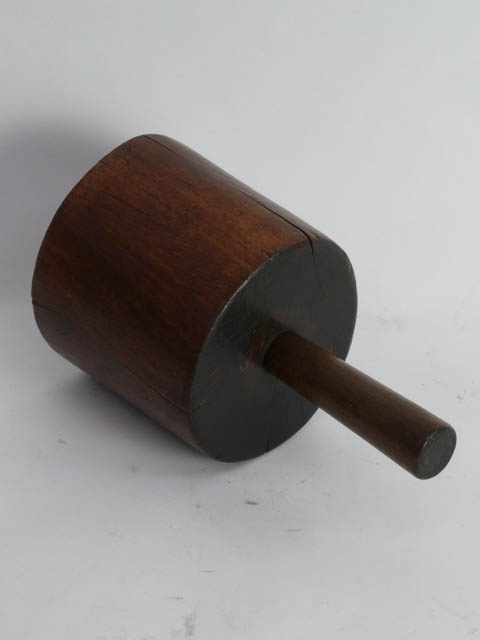 JAPANESE LARGE CHERRY WOOD MALLET 27 LONG - Authentic antique prop hire ...