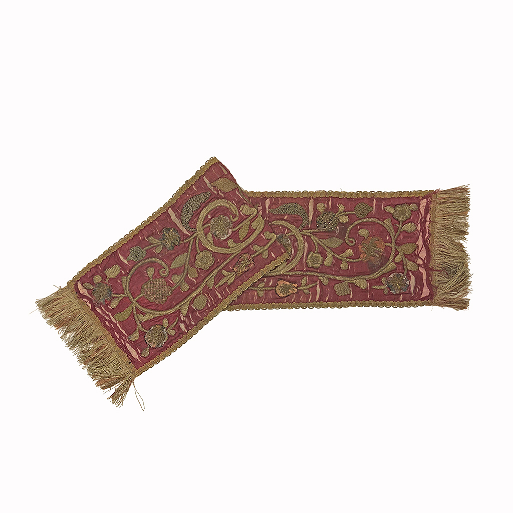 DARK RED VELVET RUNNER WITH GOLD THREAD WORK FLORAL DESIGN. GOLD BRAID ...